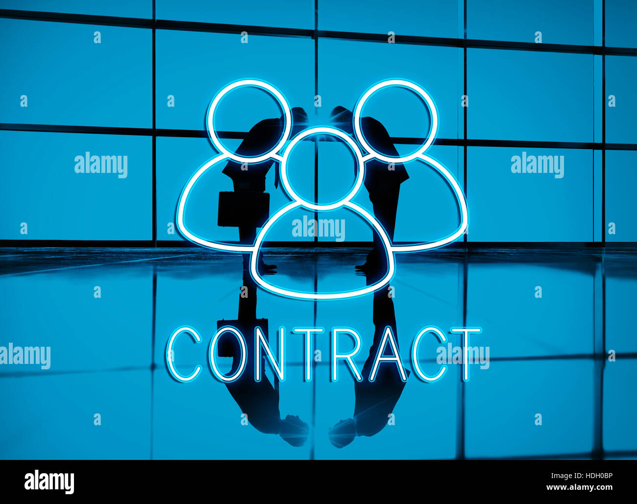 Contract team hi-res stock photography and images - Alamy