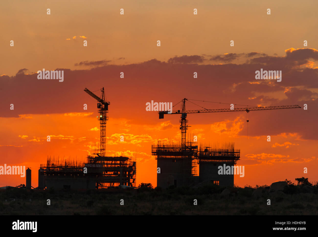 Construction zimbabwe africa crane hi-res stock photography and images ...