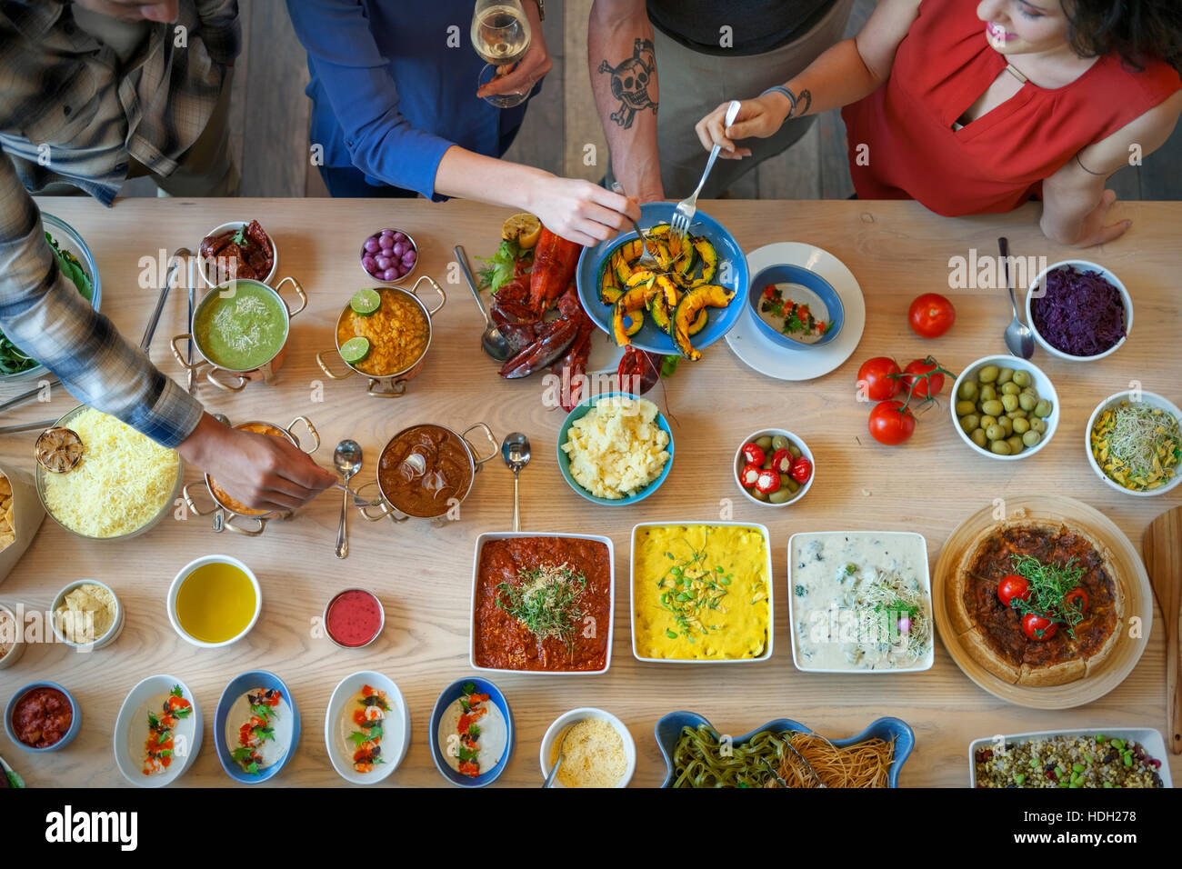 Lunch meeting aerial hi-res stock photography and images - Alamy