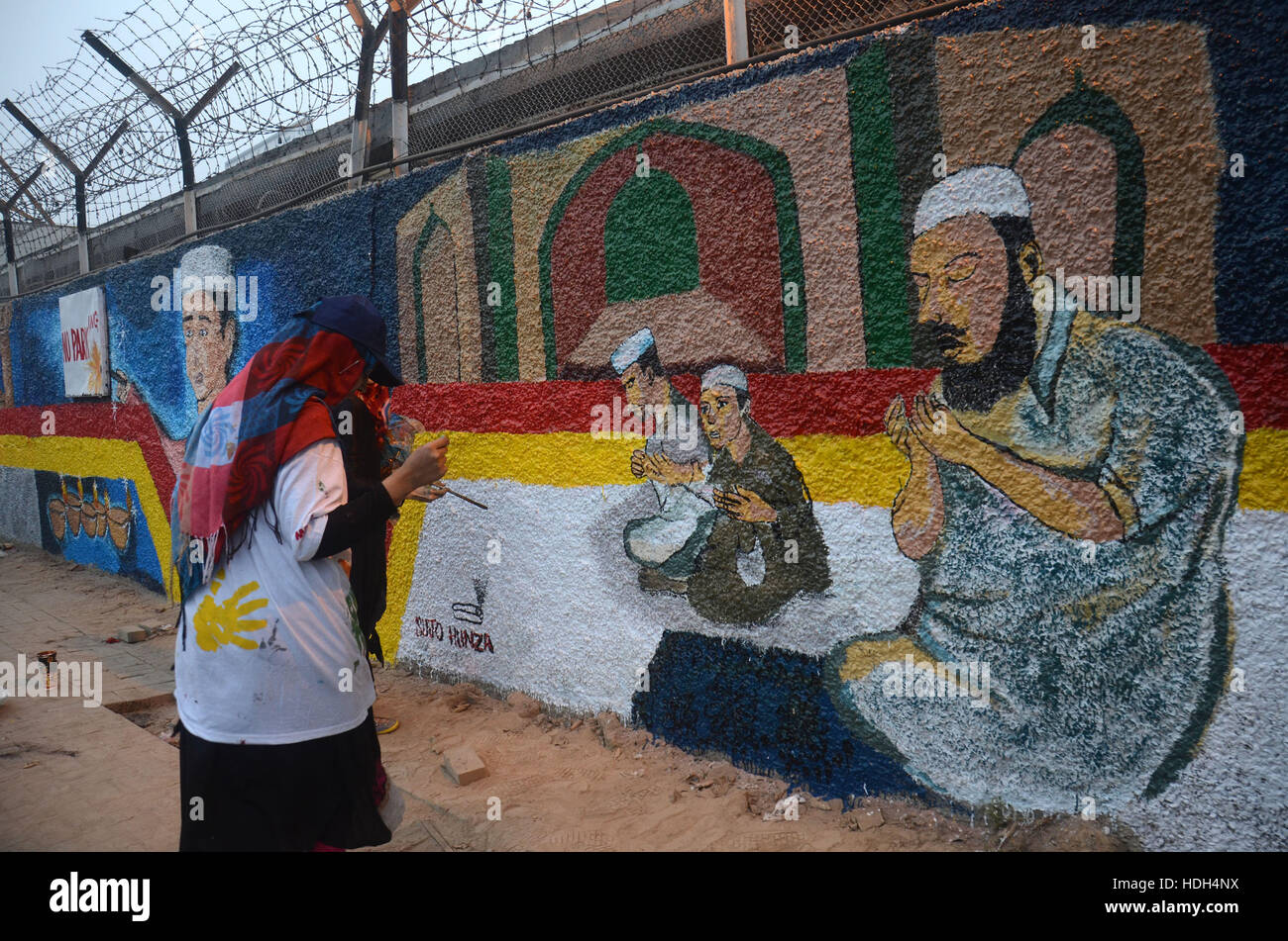 Lahore, Pakistan. 11th Dec, 2016. Pakistani student from national ...