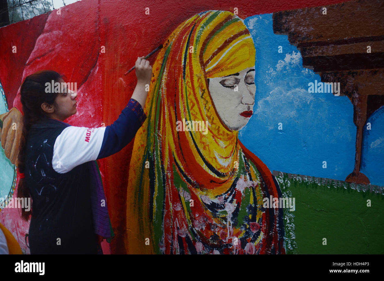 Lahore, Pakistan. 11th Dec, 2016. Pakistani student from national ...