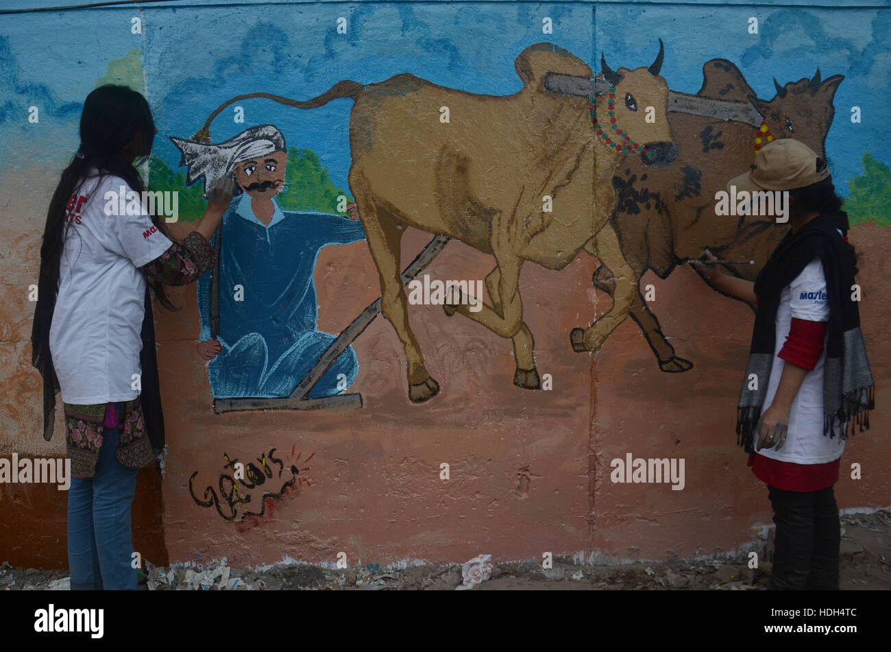 Lahore, Pakistan. 11th Dec, 2016. Pakistani student from national ...