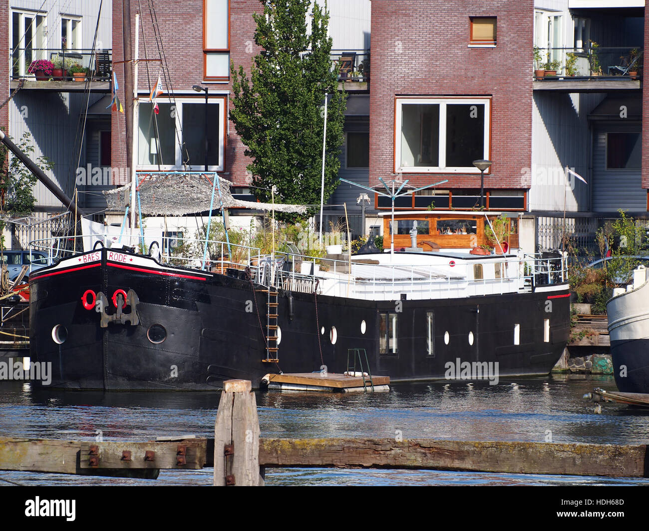 Woonboot hi-res stock photography and images - Alamy