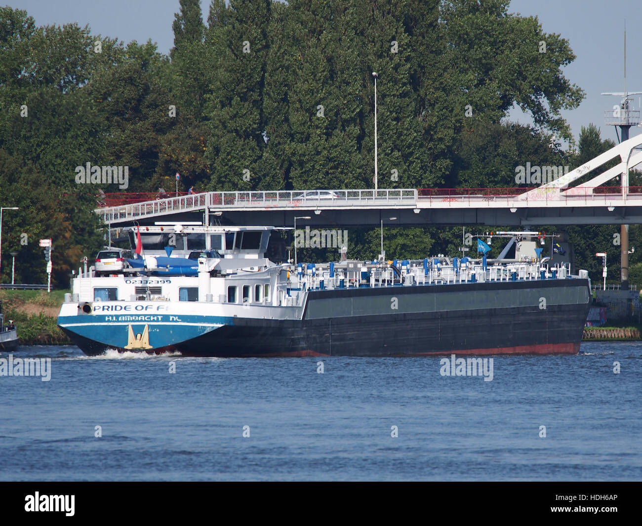 Pride Of Faial (ship, 2010) ENI 02332399 op het Amsterdam-Rijn kanaal ...
