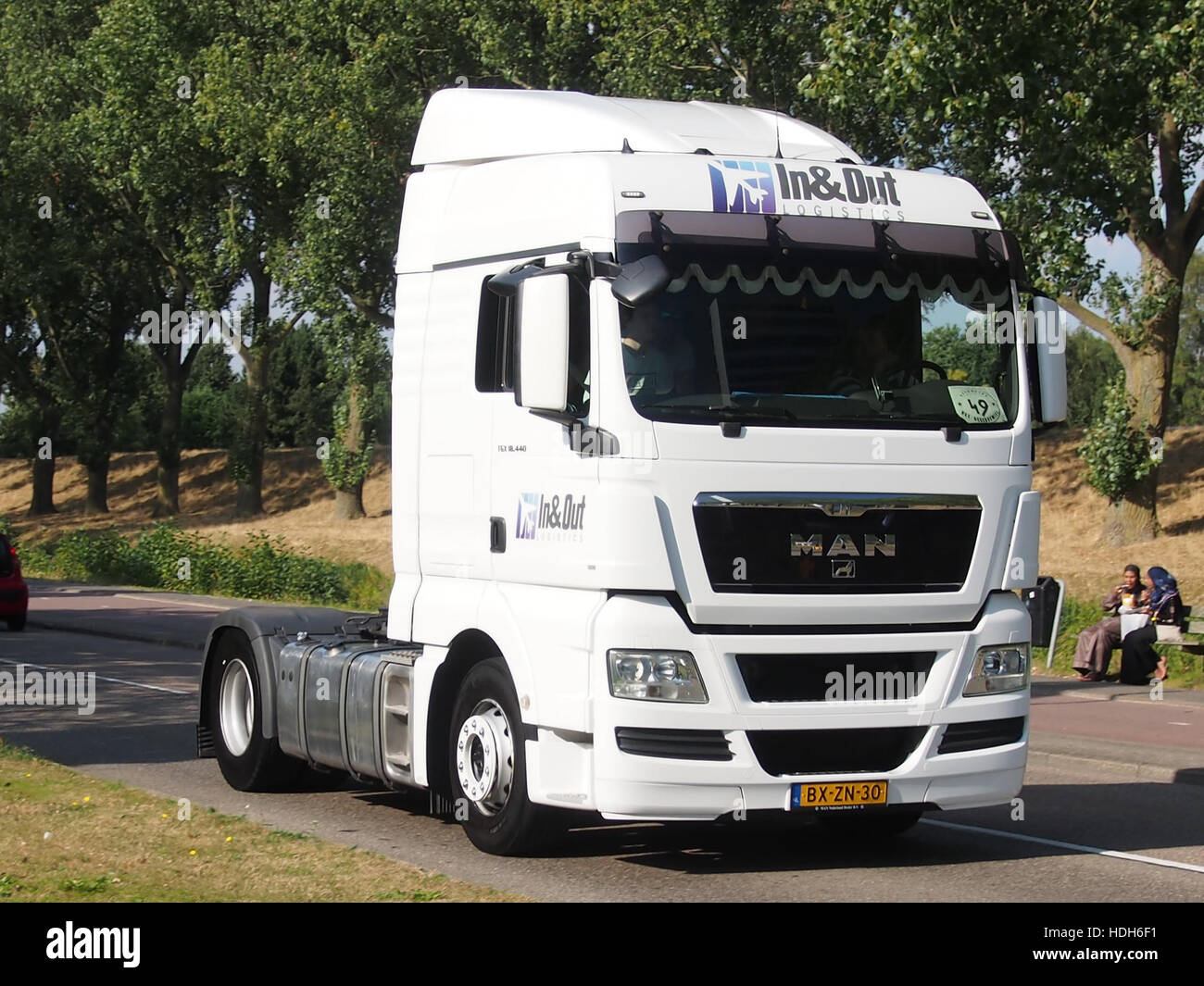 Very large vehicle hi-res stock photography and images - Alamy