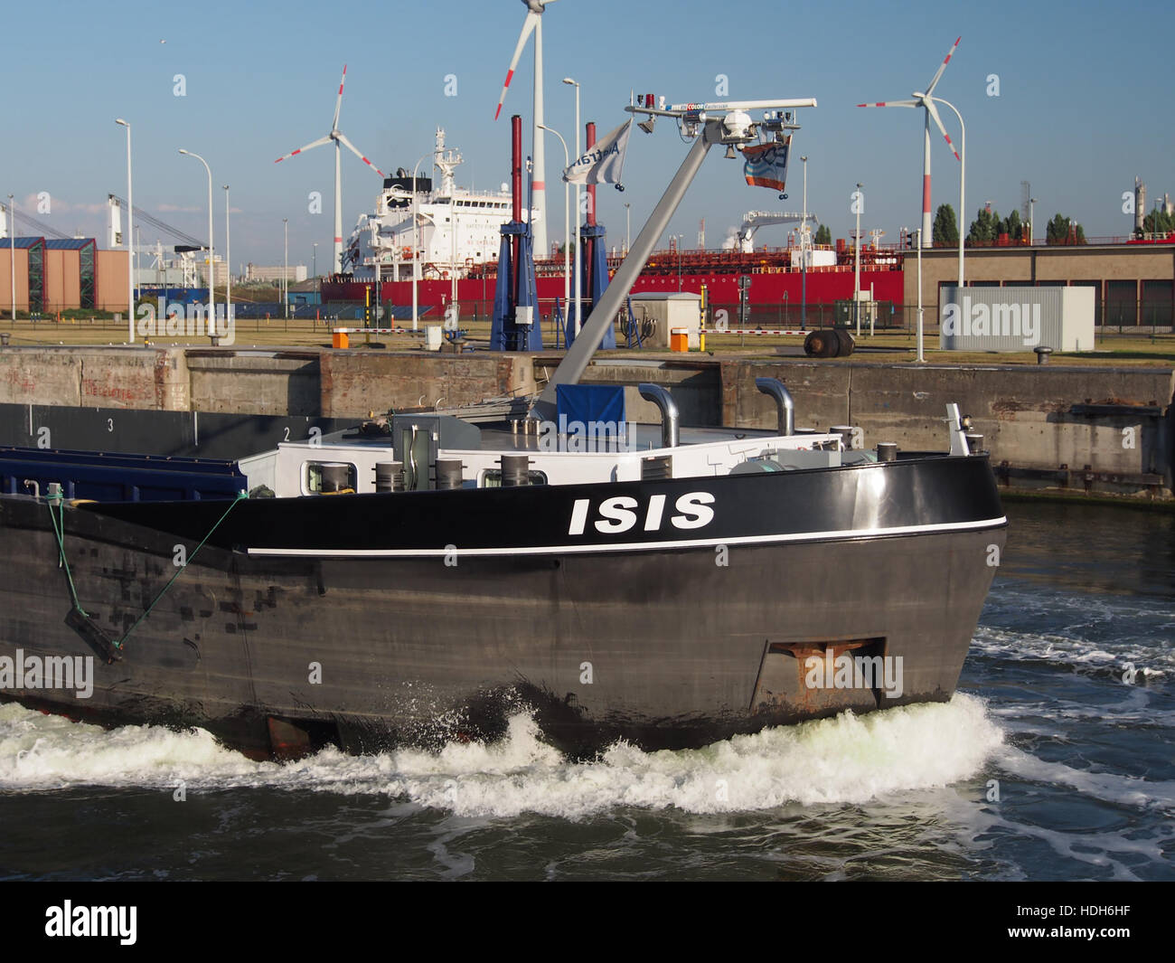 Isis (ship, 2009) ENI 02332311 Zandvlietsluis Port of Antwerp pic2 ...