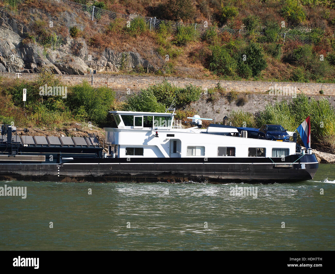 The ship 'Ideaal' (1987) with ENI number 02318122 is seen navigating ...