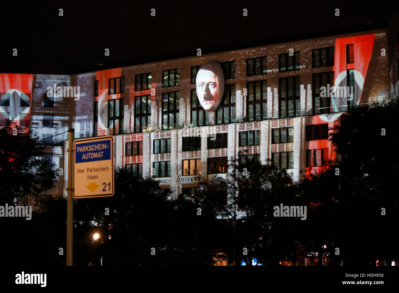 Berlin festival of light hi-res stock photography and images - Alamy