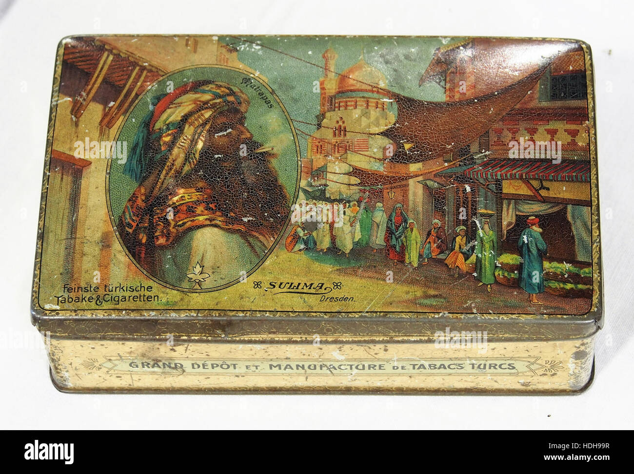 Collectible tobacco items hi-res stock photography and images - Alamy