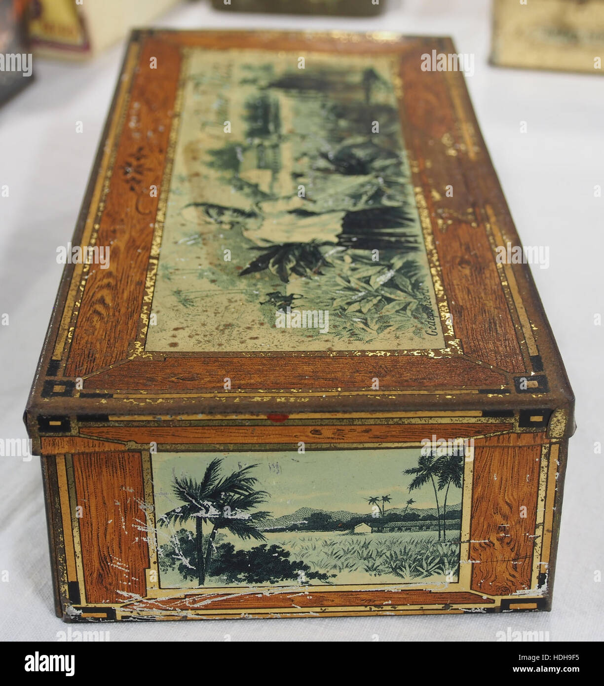 Box antique storage item hi-res stock photography and images - Alamy