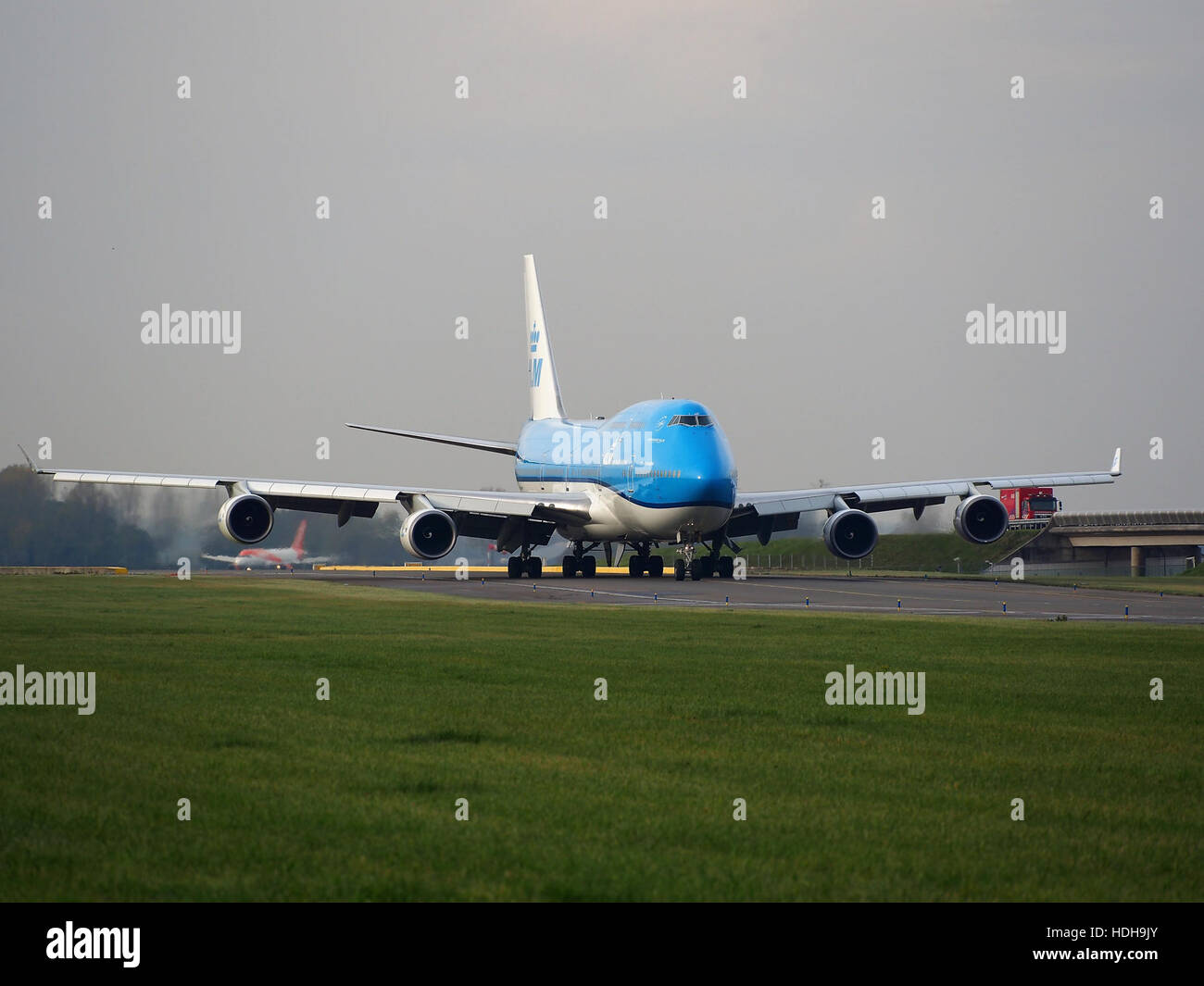 Ph bfw commercial aircraft hi-res stock photography and images - Alamy