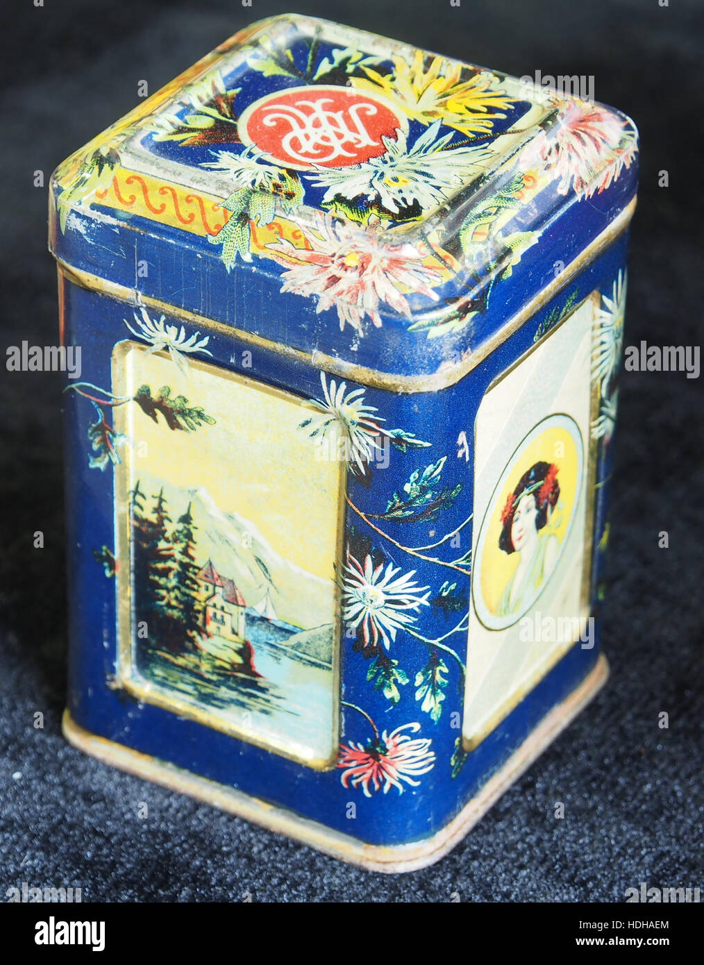 Blue tea tin pic1 Stock Photo - Alamy