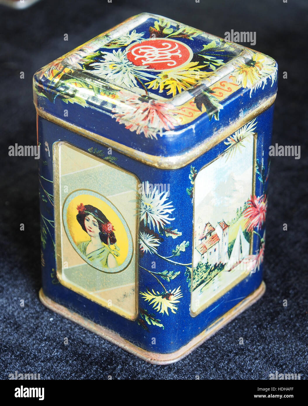 Vintage blue tea tin hi-res stock photography and images - Alamy