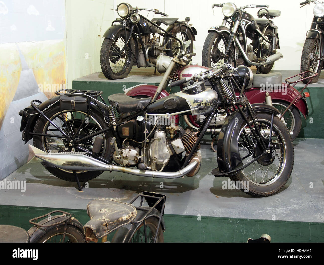 Ariel motorbike hi-res stock photography and images - Alamy