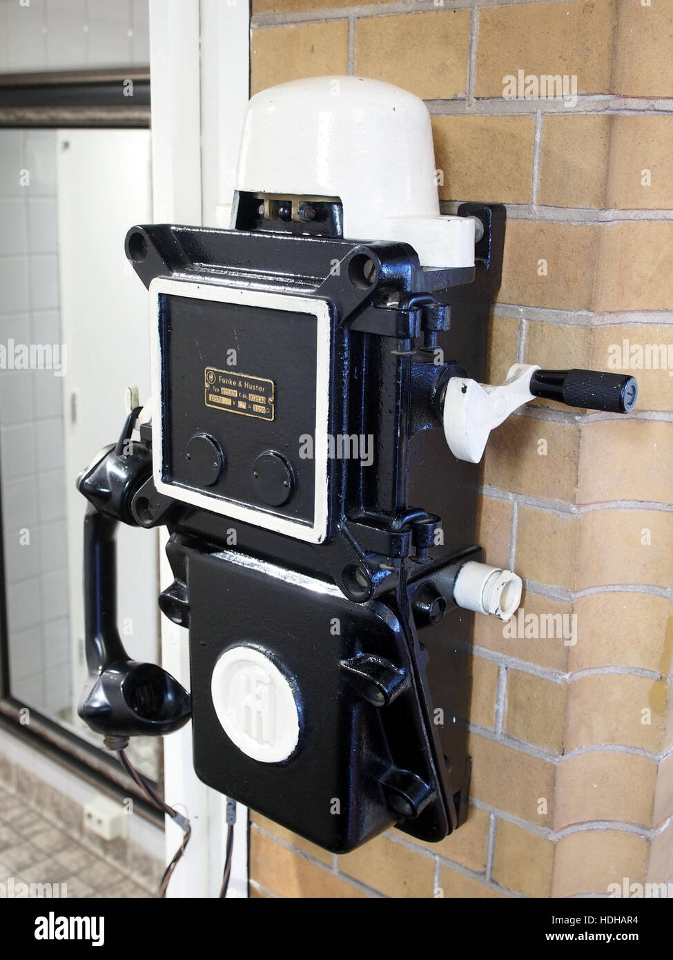 20th century communication device hi-res stock photography and images ...