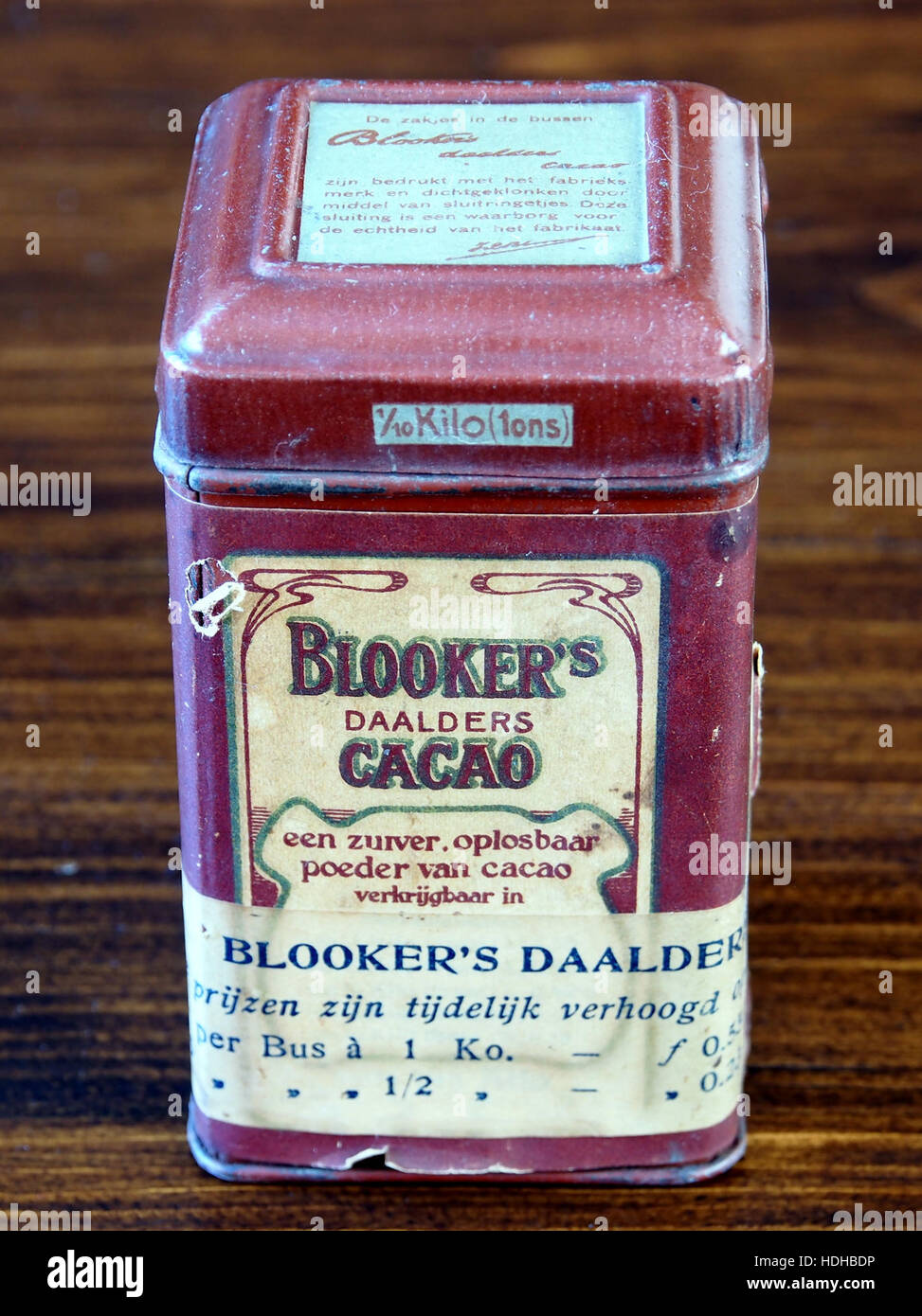 Vintage food packaging hi-res stock photography and images - Alamy