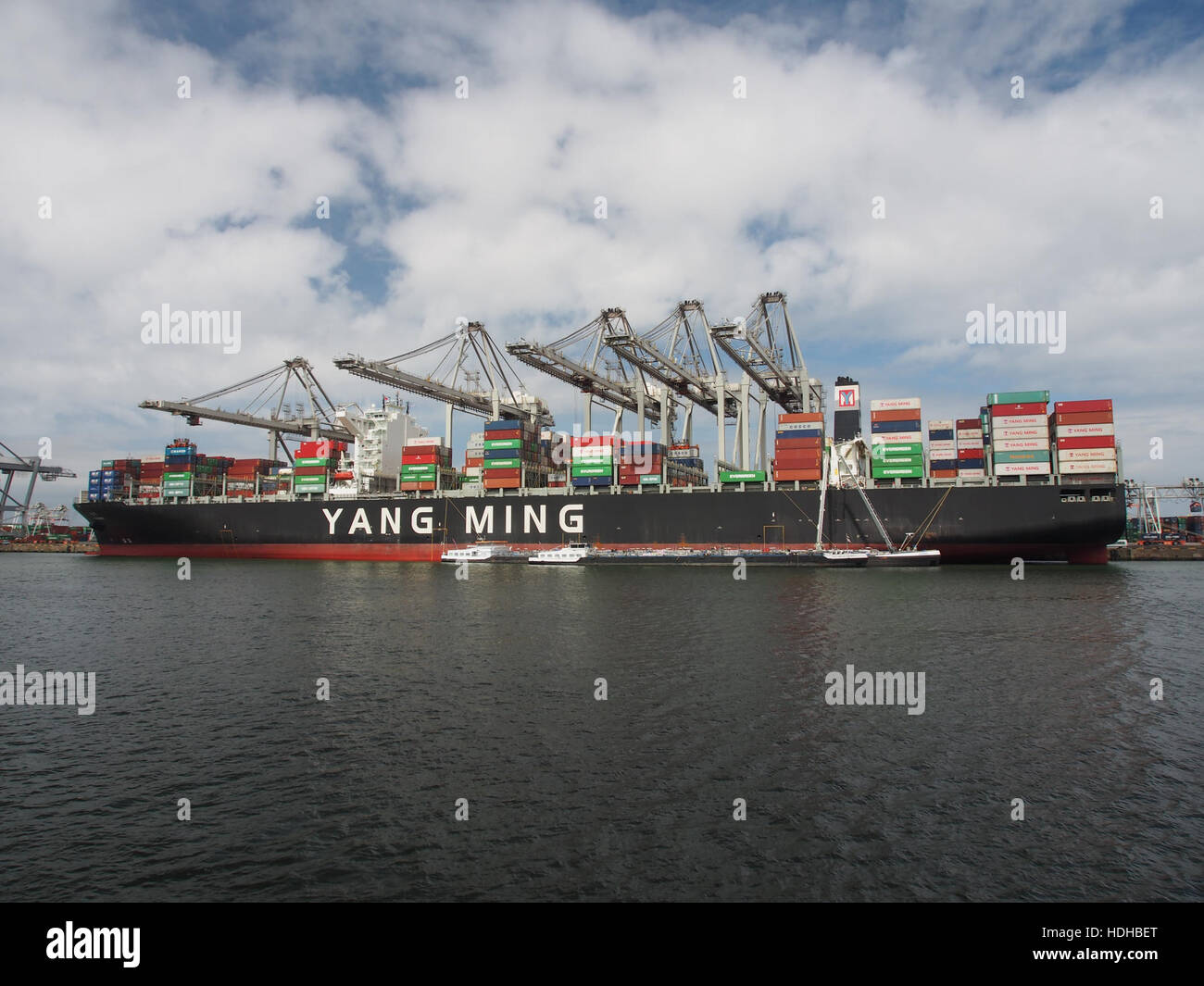 The YM Winner, a container ship built in 2016, has an IMO number of ...