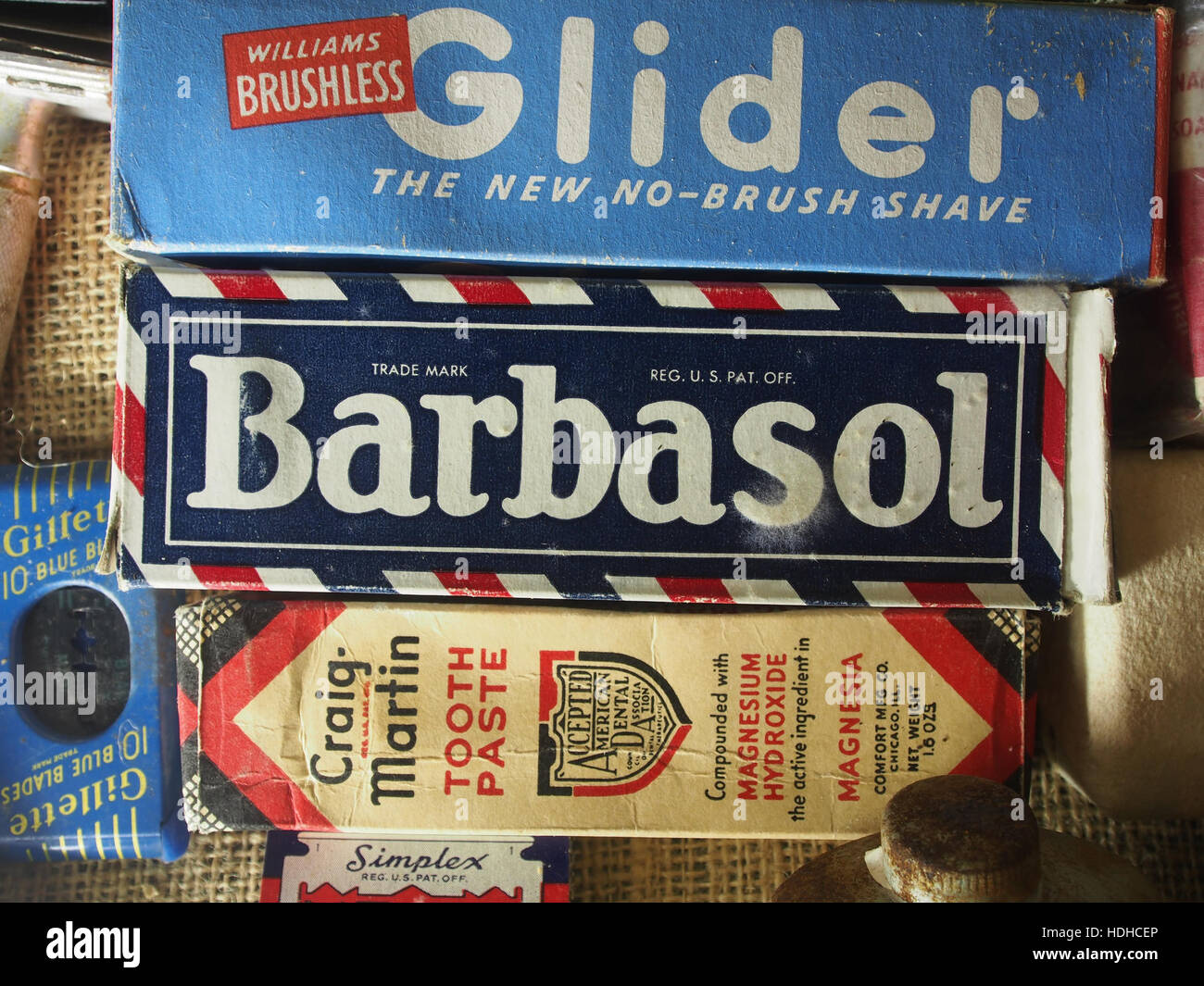 Barbasol hi-res stock photography and images - Alamy Barbasol hi-res stock photography and images - Alamy