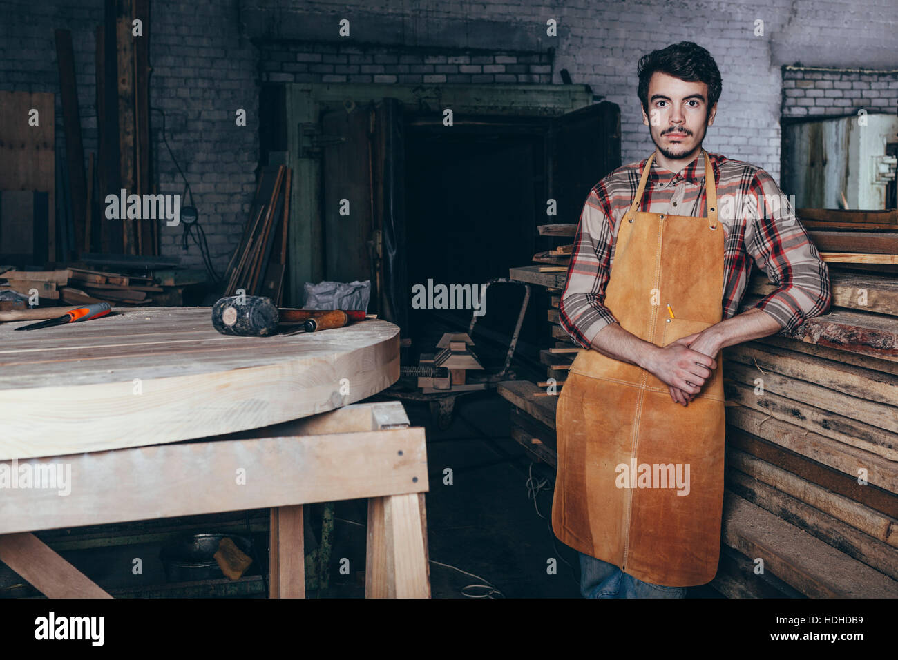 Timber workbench hi-res stock photography and images - Alamy