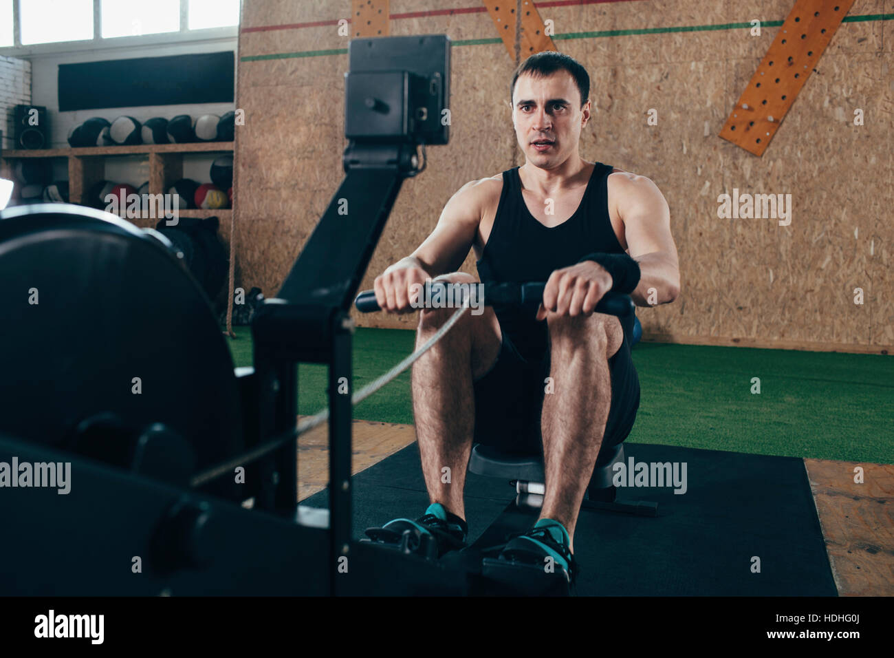 Gym machines hi-res stock photography and images - Alamy