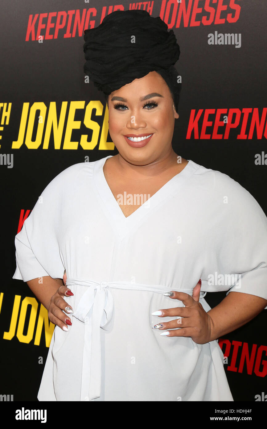 Los Angeles premiere of 'Keeping Up with the Joneses' - Arrivals ...