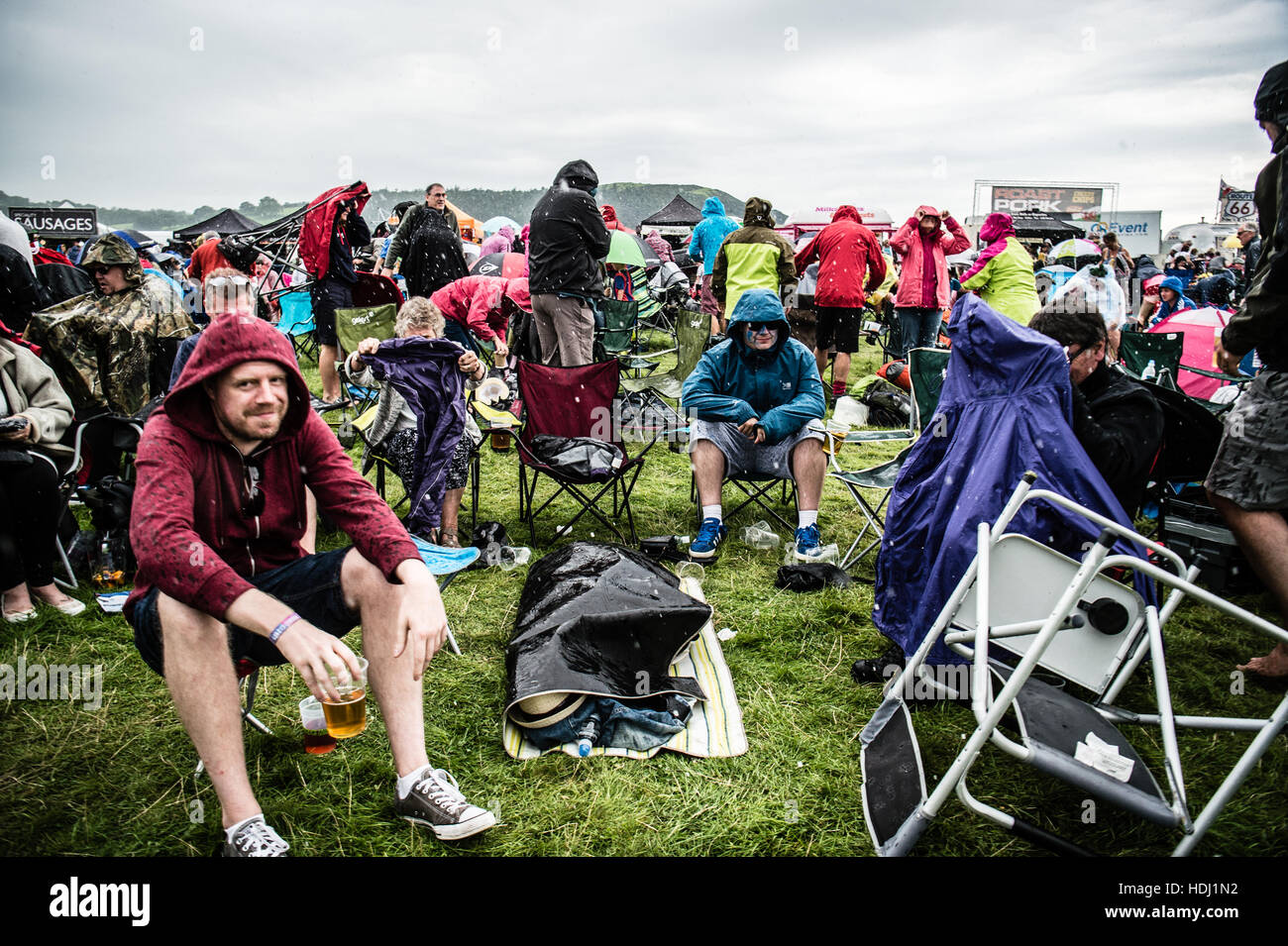 Big festival 2016 rain hi-res stock photography and images - Alamy
