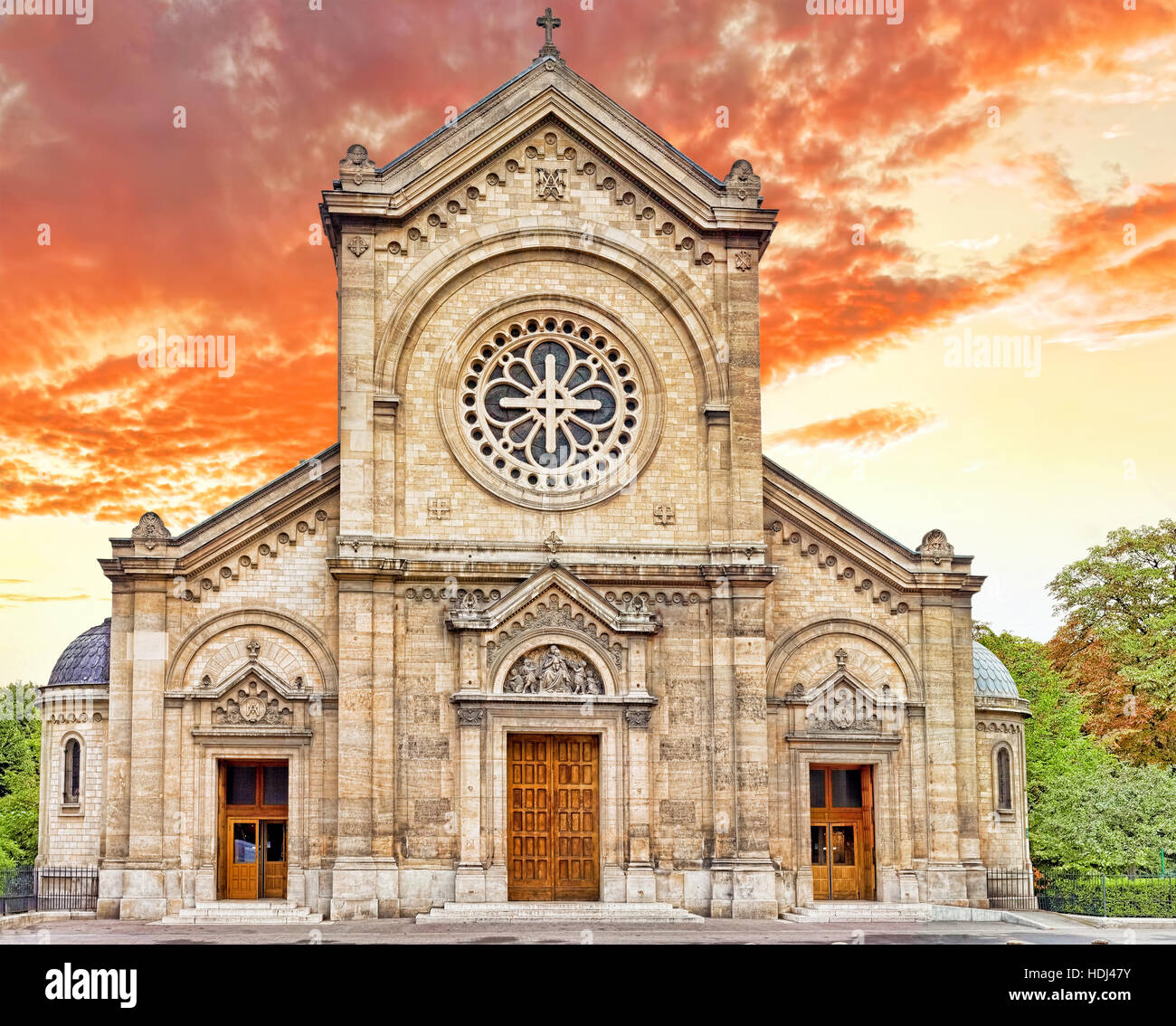 Church Eglise Notre Dame Des Champs. Paris. France Stock Photo - Alamy