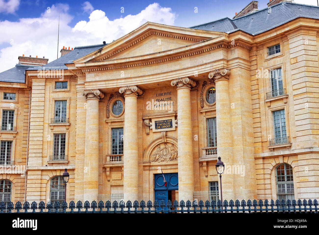 University paris 1 panthéon sorbonne hi-res stock photography and ...