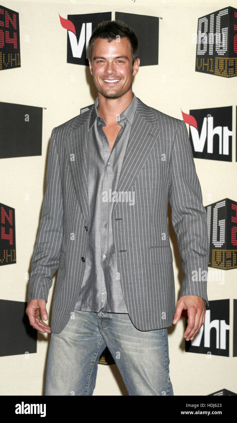 Josh Duhamel at VH-1's Big in 2004 award show on December 1, 2004 in ...
