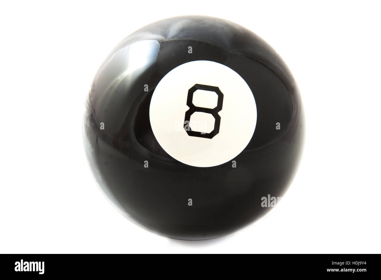 Black ball over snooker table hi-res stock photography and images - Alamy