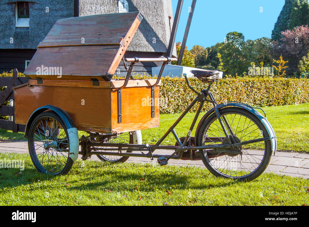 Old bakery bike hi-res stock photography and images - Alamy
