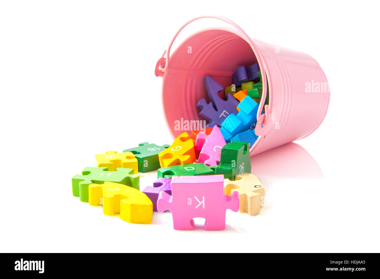 Jigsaw puzzle pieces pile Cut Out Stock Images & Pictures - Alamy