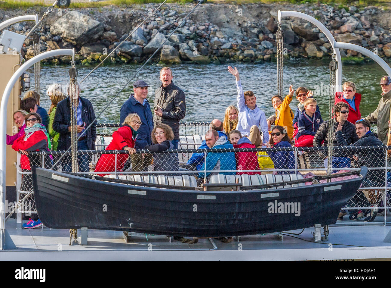 Ship waving hi-res stock photography and images - Alamy