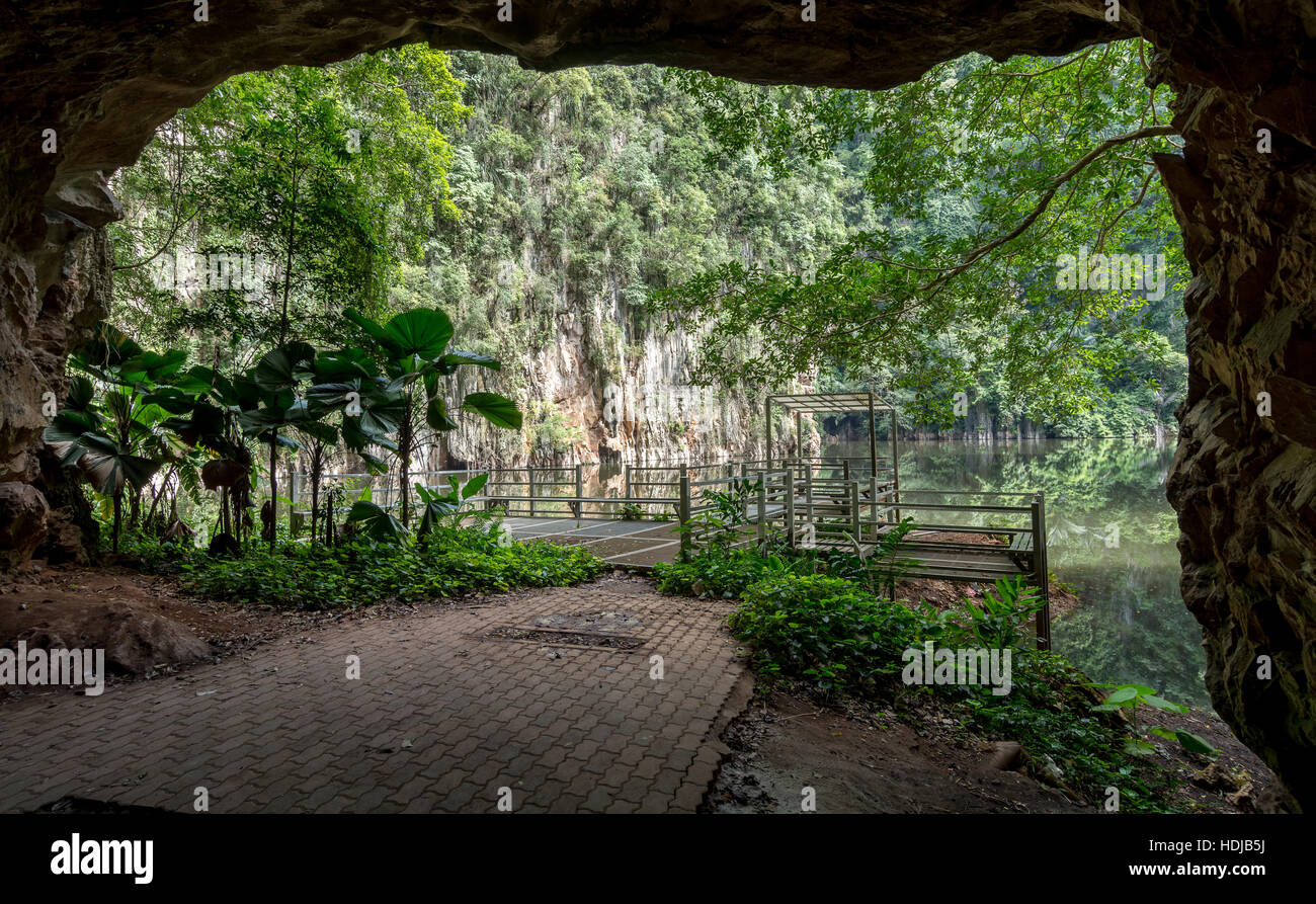 Hidden gem hi-res stock photography and images - Alamy