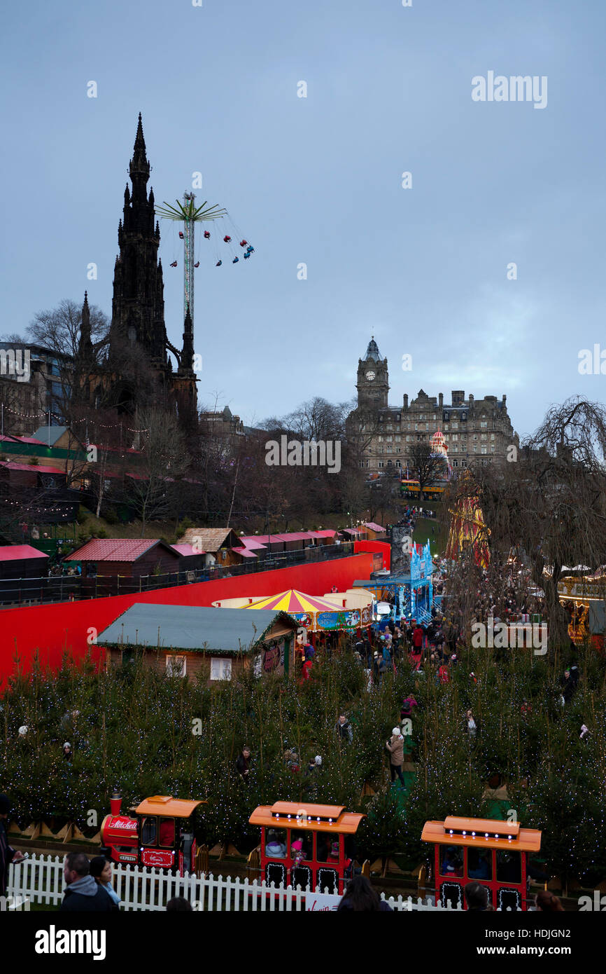Edinburgh Christmas illuminations lights and fun fair, East Princes ...