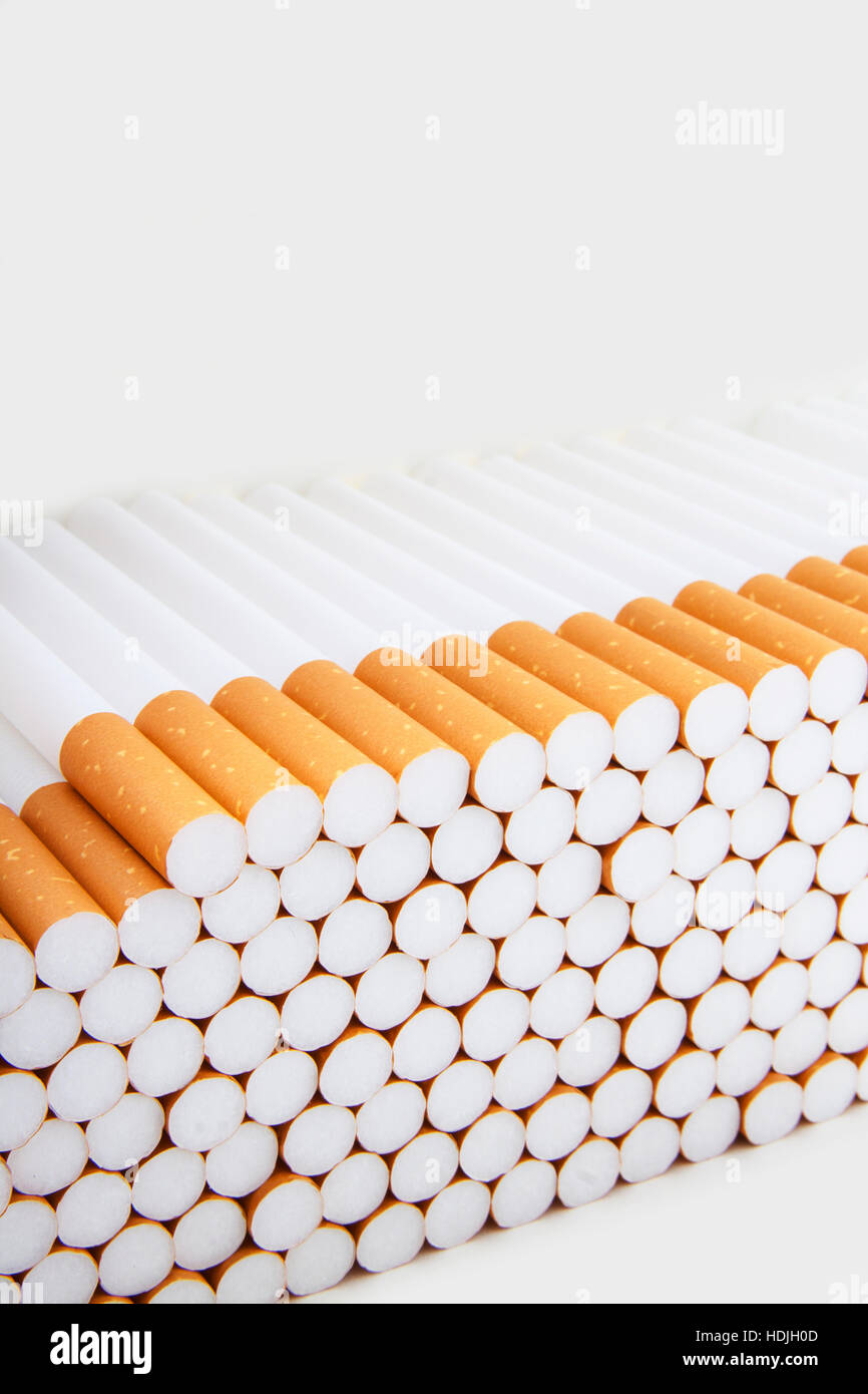 Pile sigarettes close-up for background use Stock Photo - Alamy