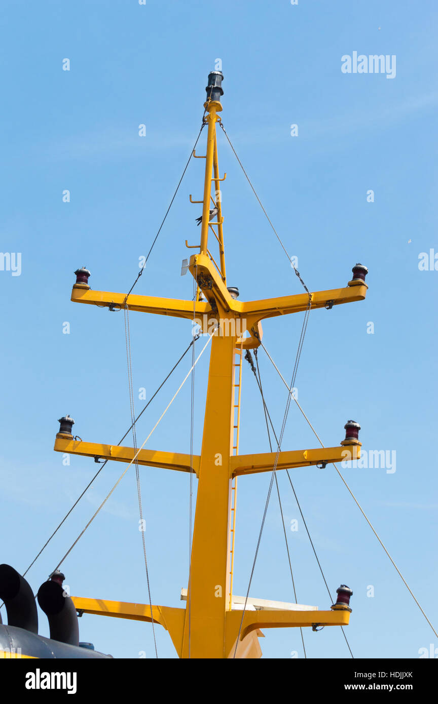 Foretop and Yellow Mast of a Sailing Boat Stock Photo - Alamy