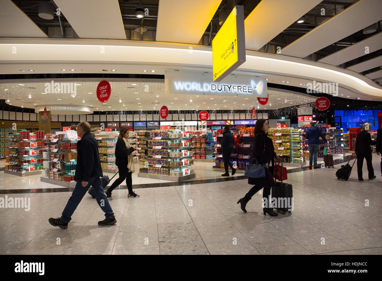 World Duty Free at London Heathrow Airport Terminal 5, London Stock ...
