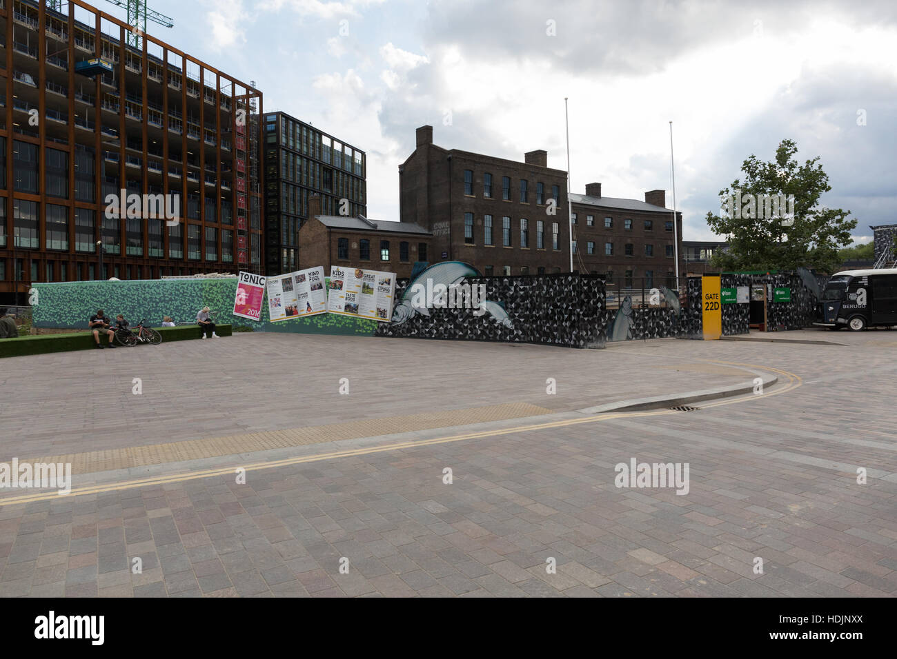 Granary Square, Kings Cross London Stock Photo - Alamy