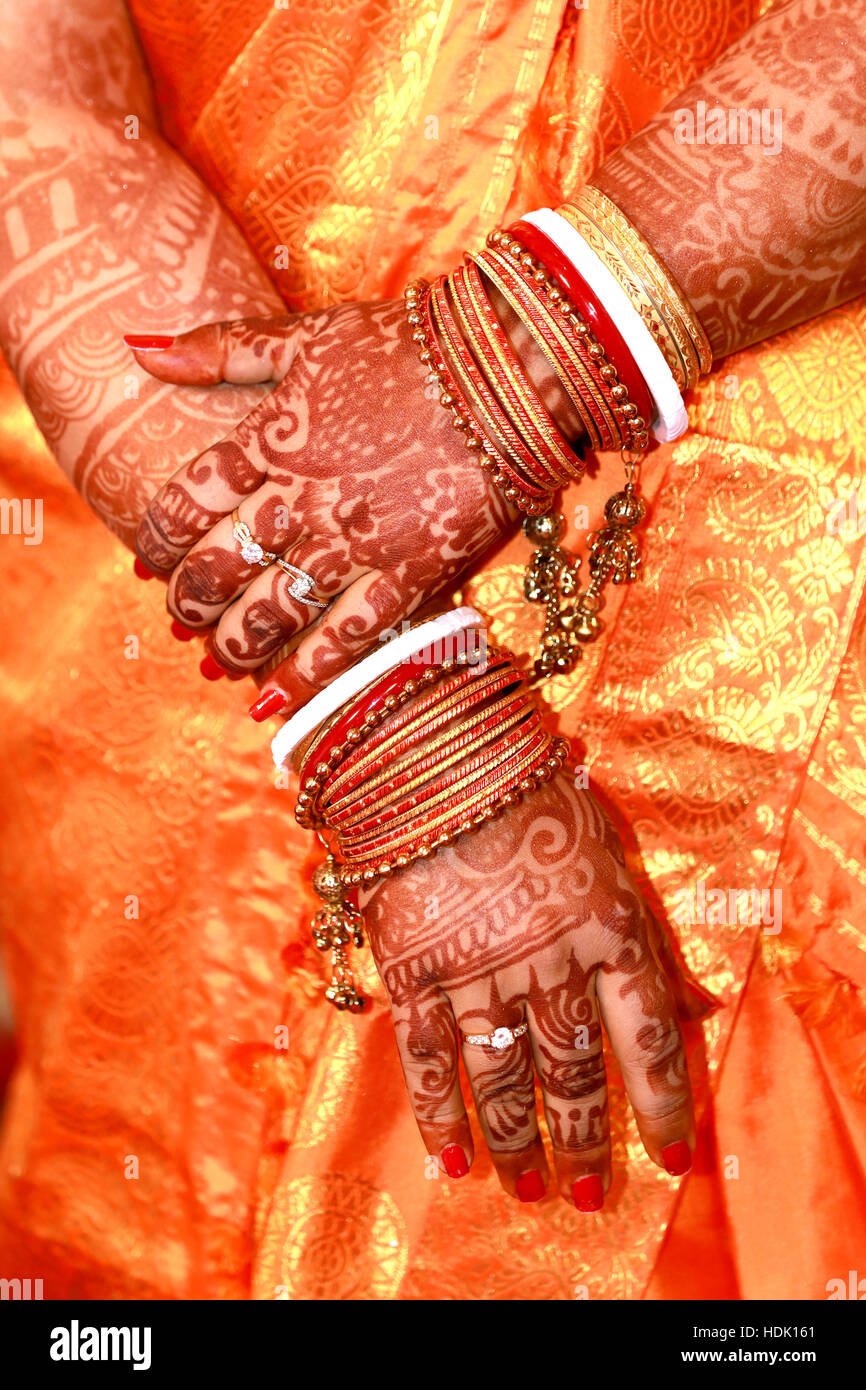 Indian Bridal Hands Stock Photo - Alamy