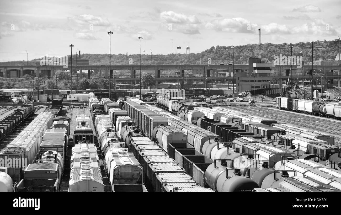 Queensgate hi-res stock photography and images - Alamy