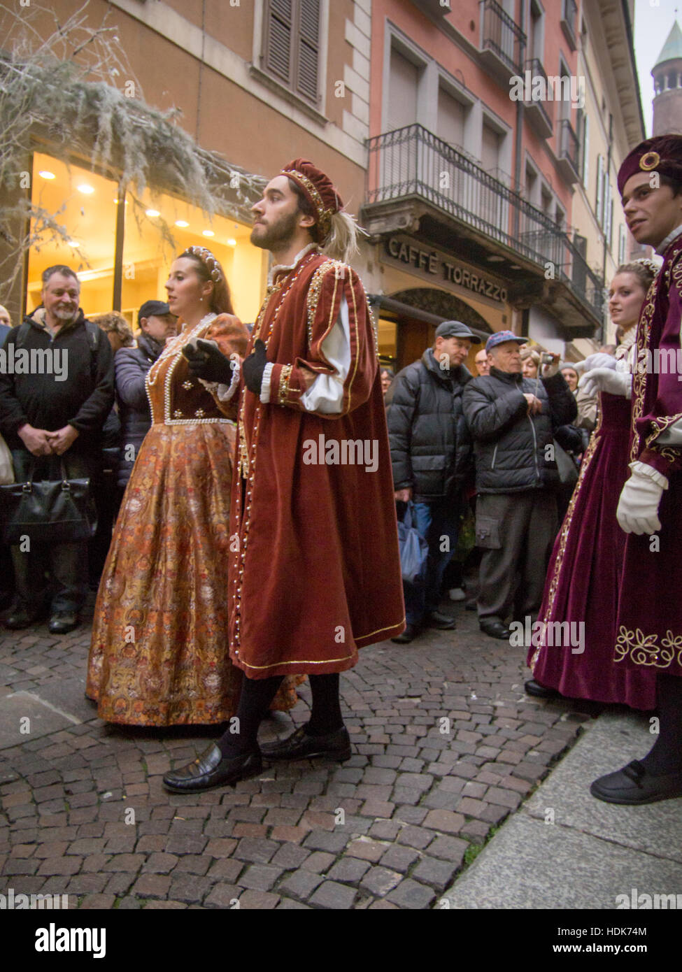 Stall italian festa hi-res stock photography and images - Alamy