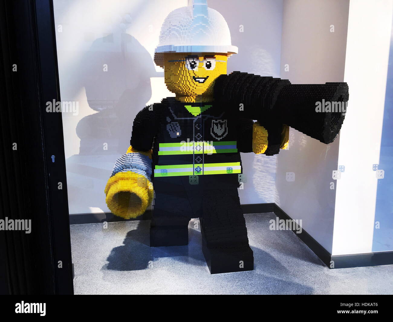 Lego opens it's largest store in Europe at the Piazza San Babila in ...