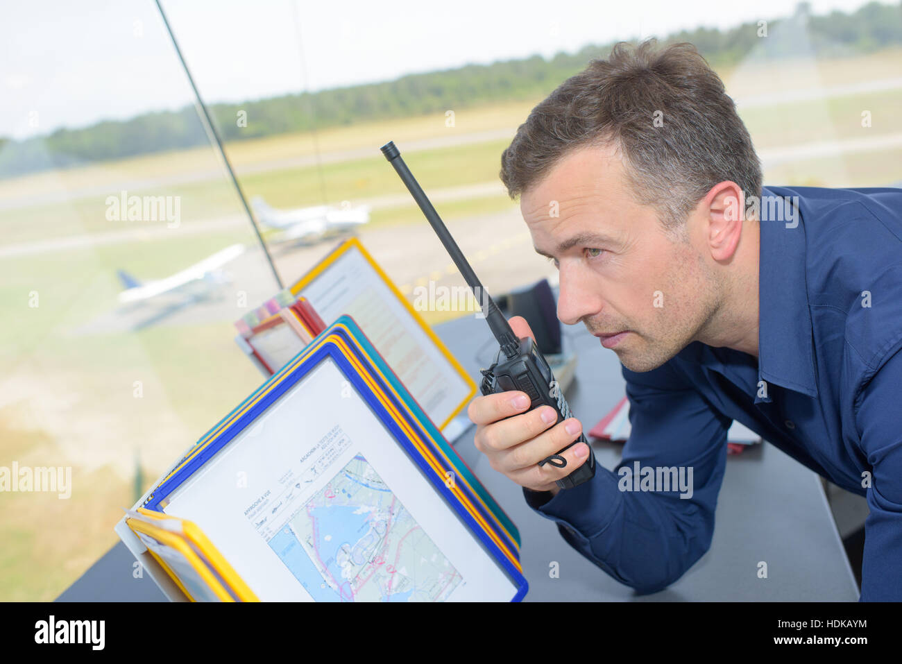 Air traffic controller hi-res stock photography and images - Alamy