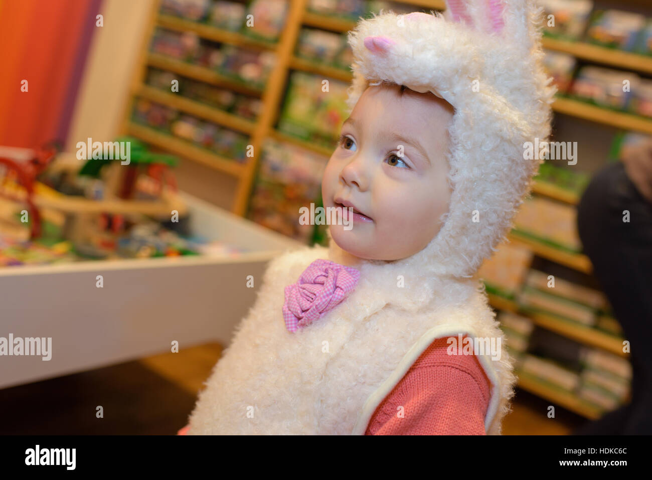 Funny falling kid hi-res stock photography and images - Alamy