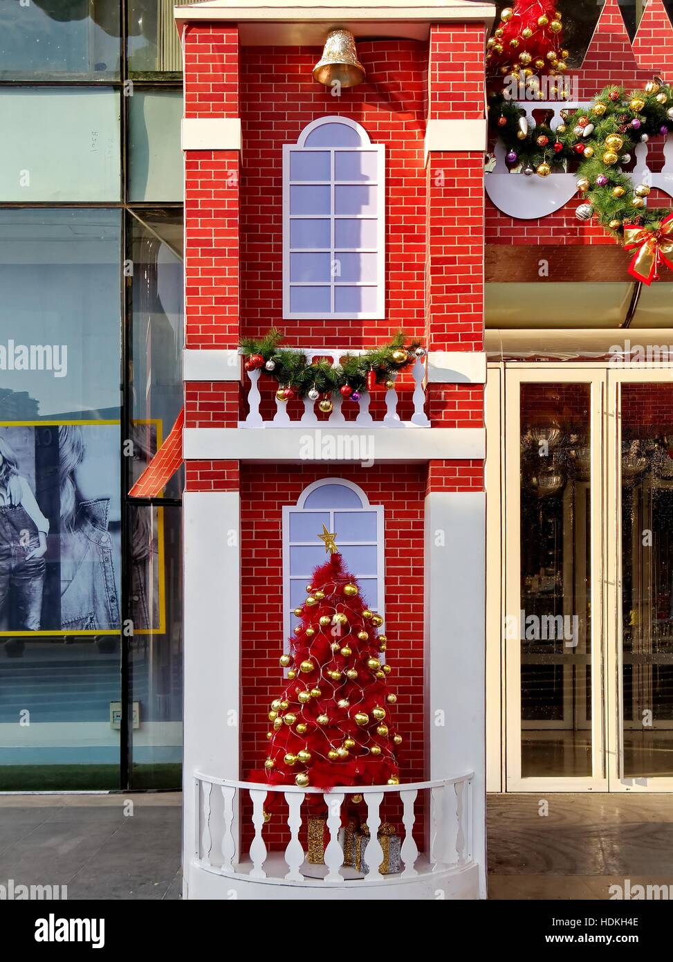 Attic area hi-res stock photography and images - Alamy