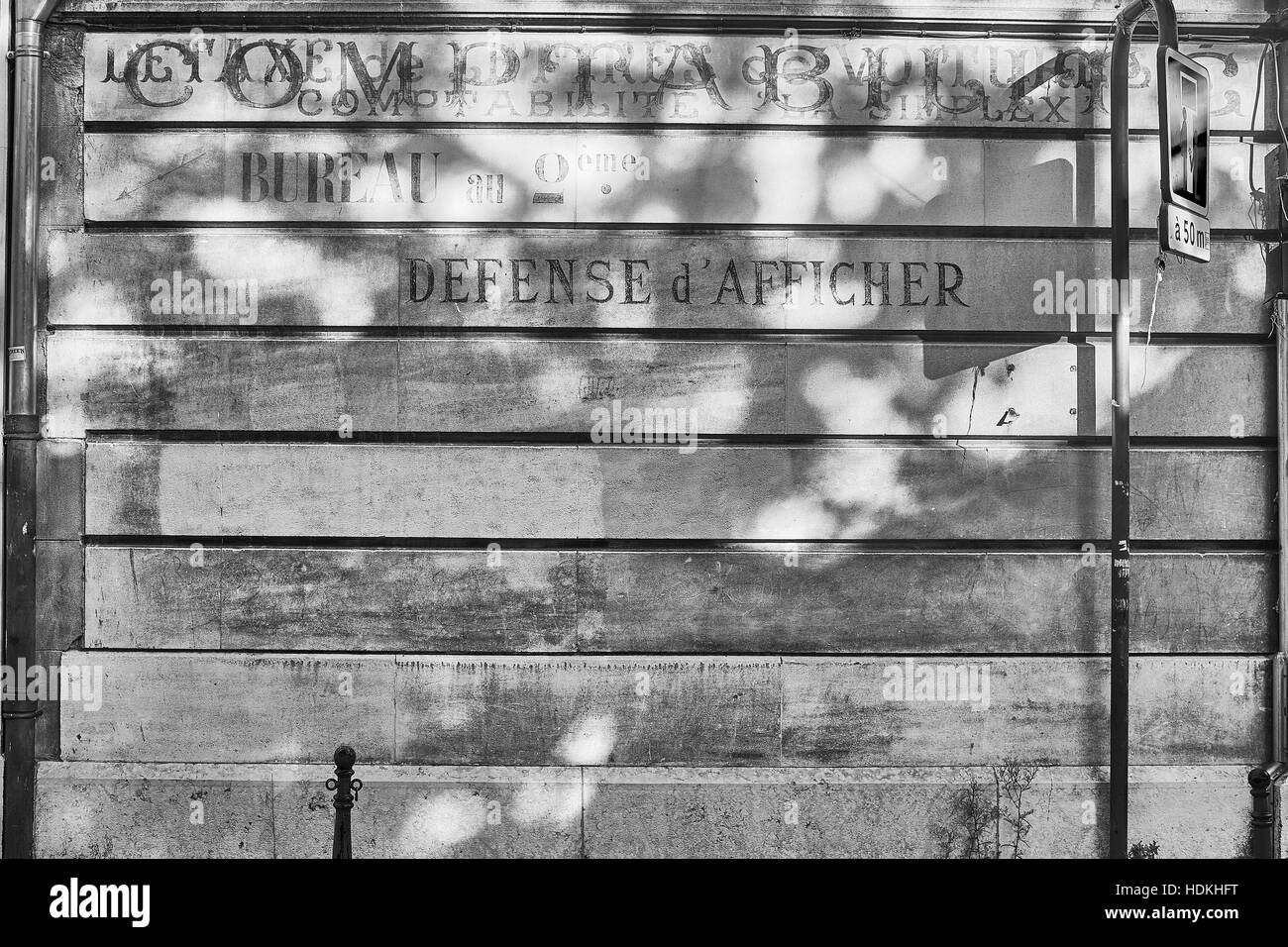 old wall with text black and white Stock Photo - Alamy