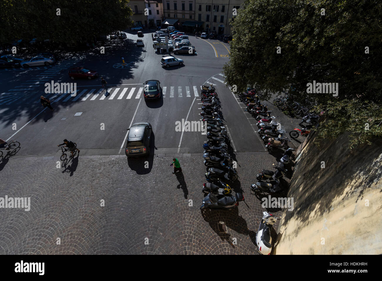 Saint maria gate porta santa maria hi-res stock photography and images ...
