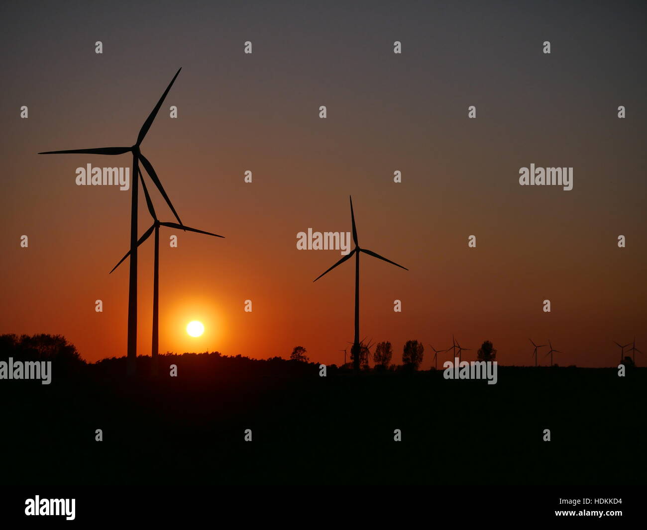 Wind turbine power generator hi-res stock photography and images - Alamy