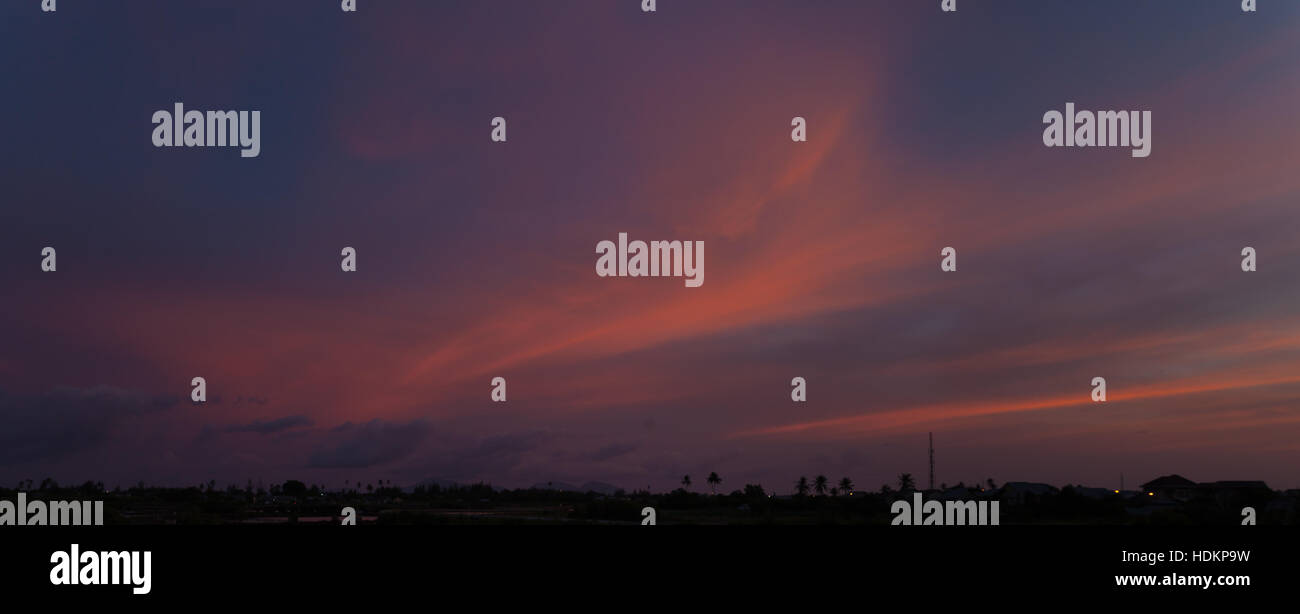 stunning colorful sky just before sun rises Stock Photo - Alamy
